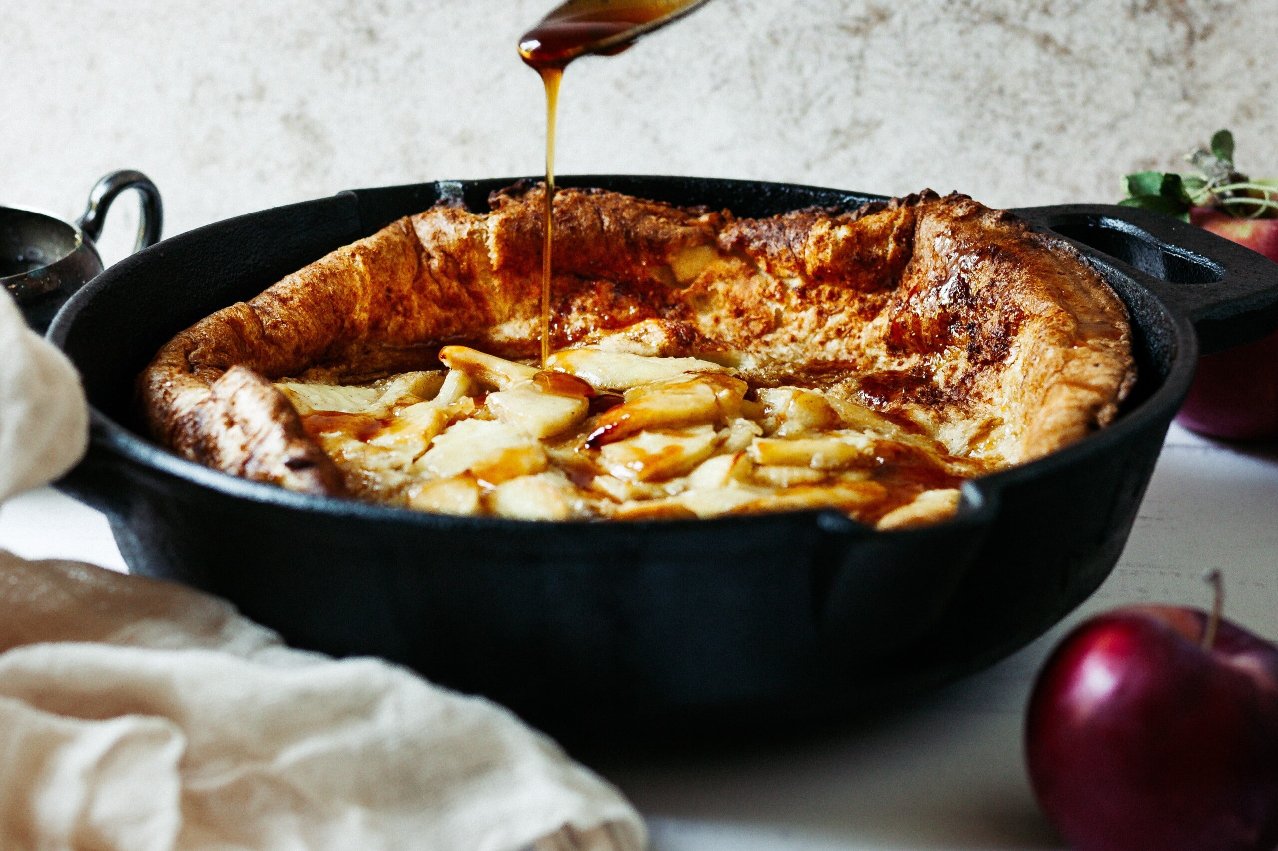 Easy apple dutch baby - Kate the baker - Breakfast
